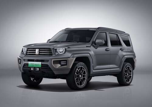 双旗舰亮相北京摩展 长城灵魂旅行车携坦克700 Hi4-T震撼首秀_中青在线-汽车频道